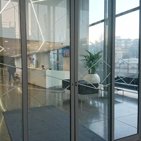 Signalétique accessibilité PMR | Poly Expo & Leader Marquage